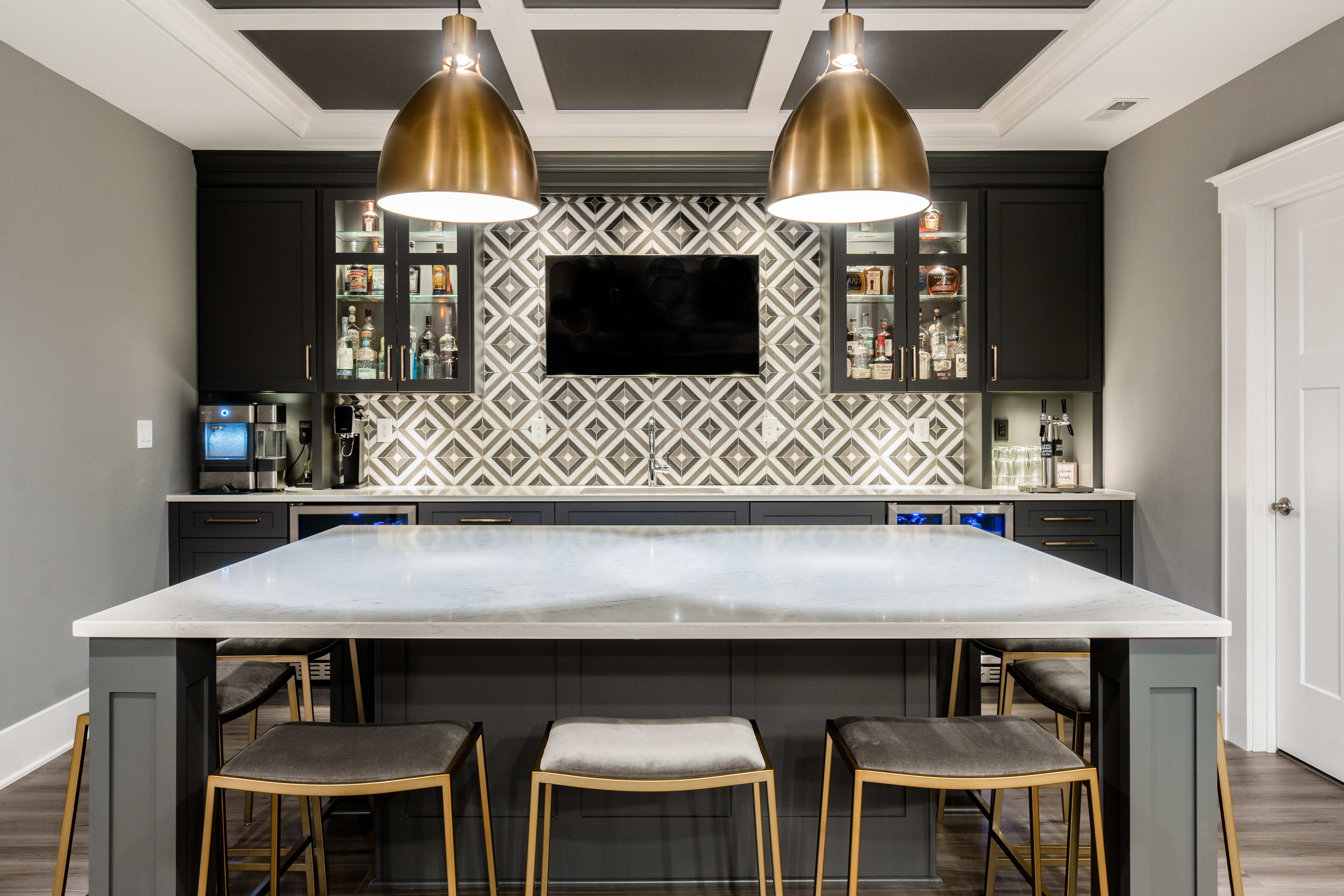 40 Basement Bar Ideas - Parade Home & Garden