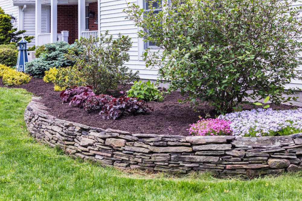 25 Low-Maintenance Front Yard Landscaping Ideas - Parade Home & Garden