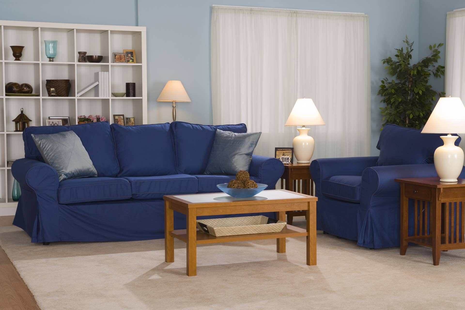 22 Beautiful Colors That Pair Perfectly With Light Blue - Parade Home ...