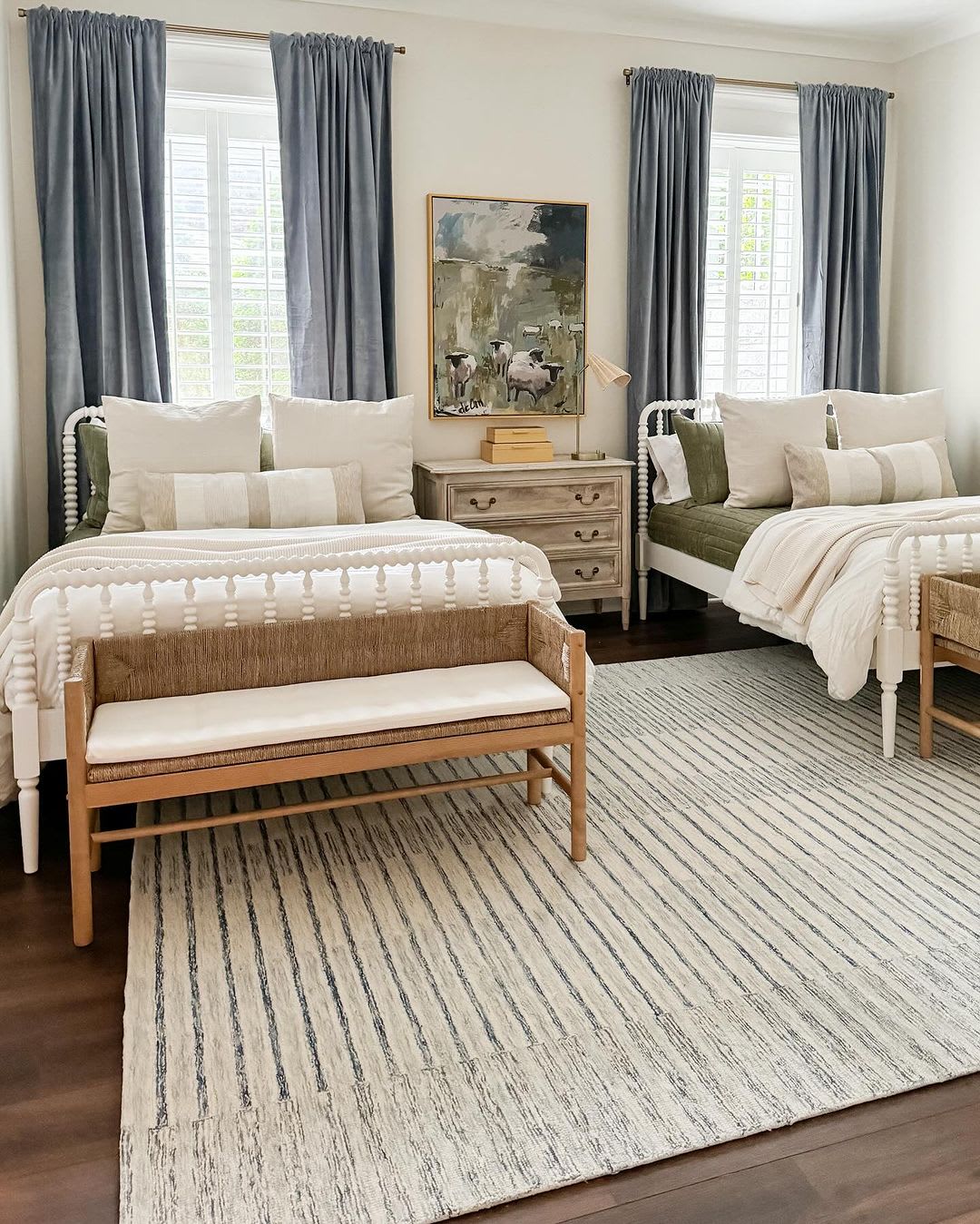 Welcome Home: 25 Inspiring Guest Bedroom Ideas That Ensure a Cozy Stay ...