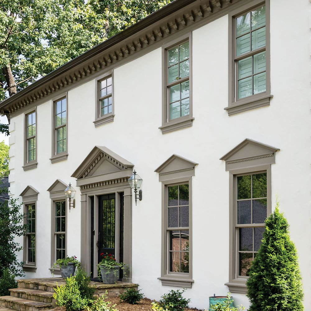 40 Exterior House Color Combos for Inviting Curb Appeal, According to a ...