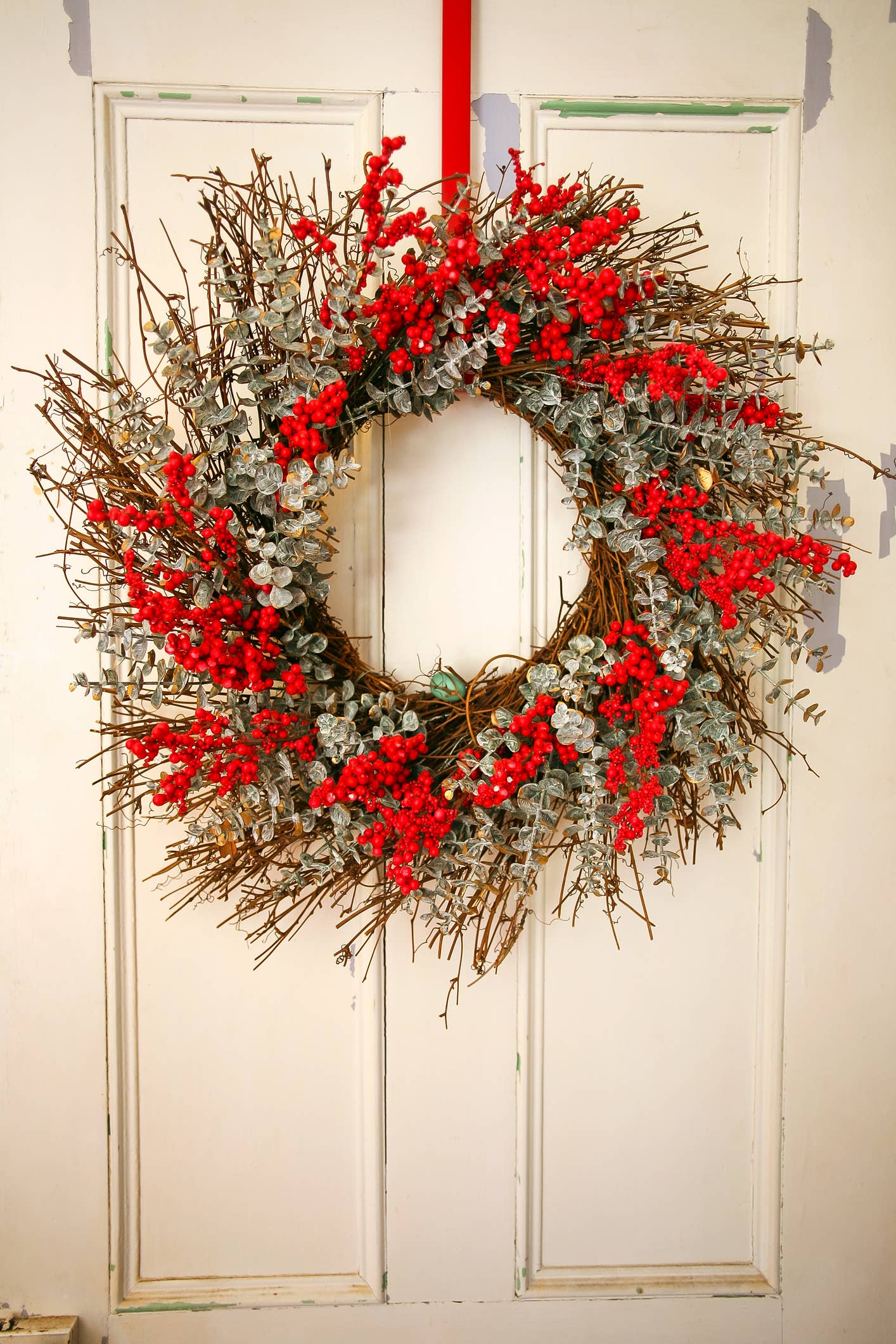 50 Creative Christmas Wreath Ideas for Your Holiday Home Décor - Parade ...