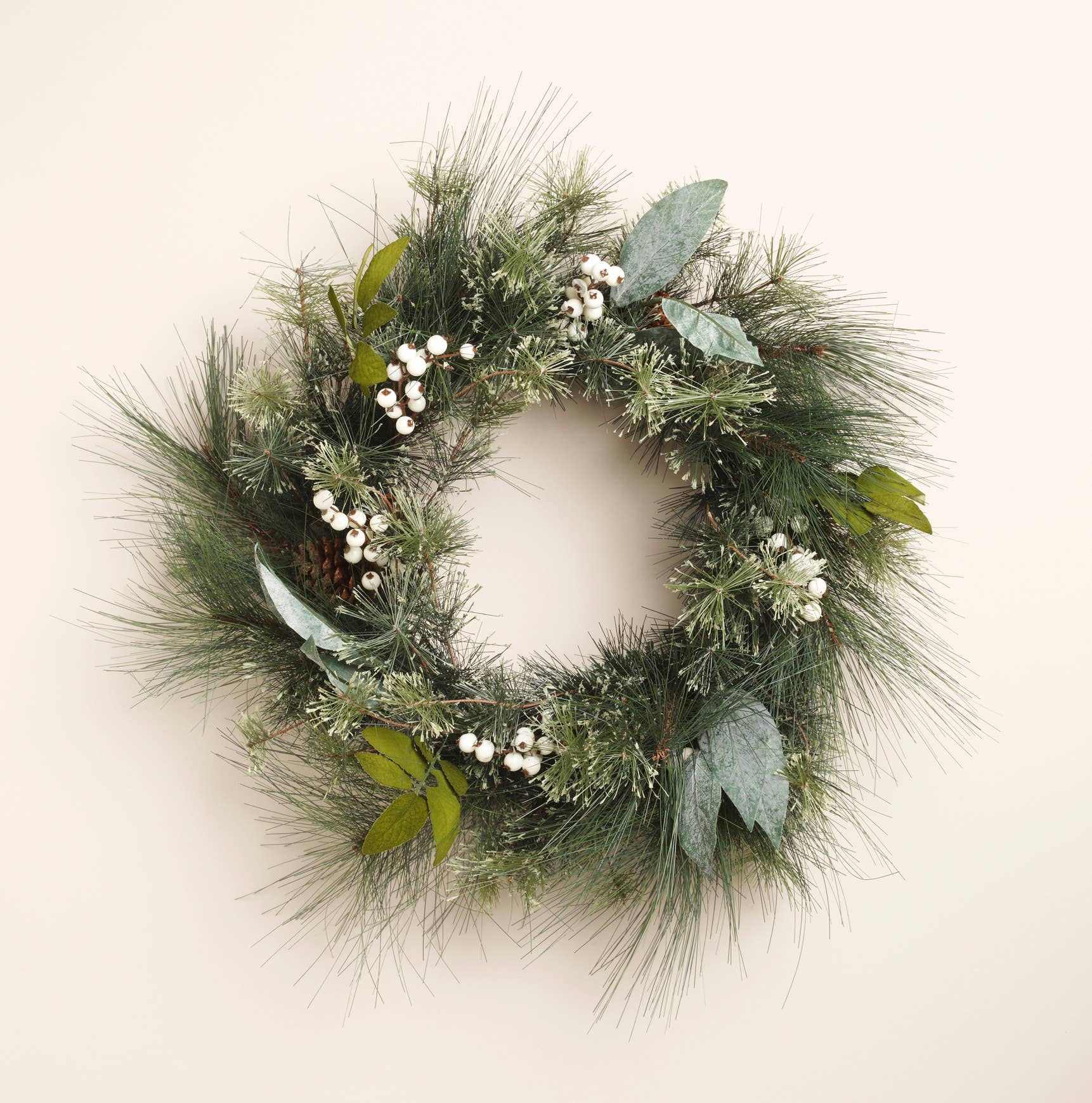 50 Creative Christmas Wreath Ideas for Your Holiday Home Décor - Parade ...