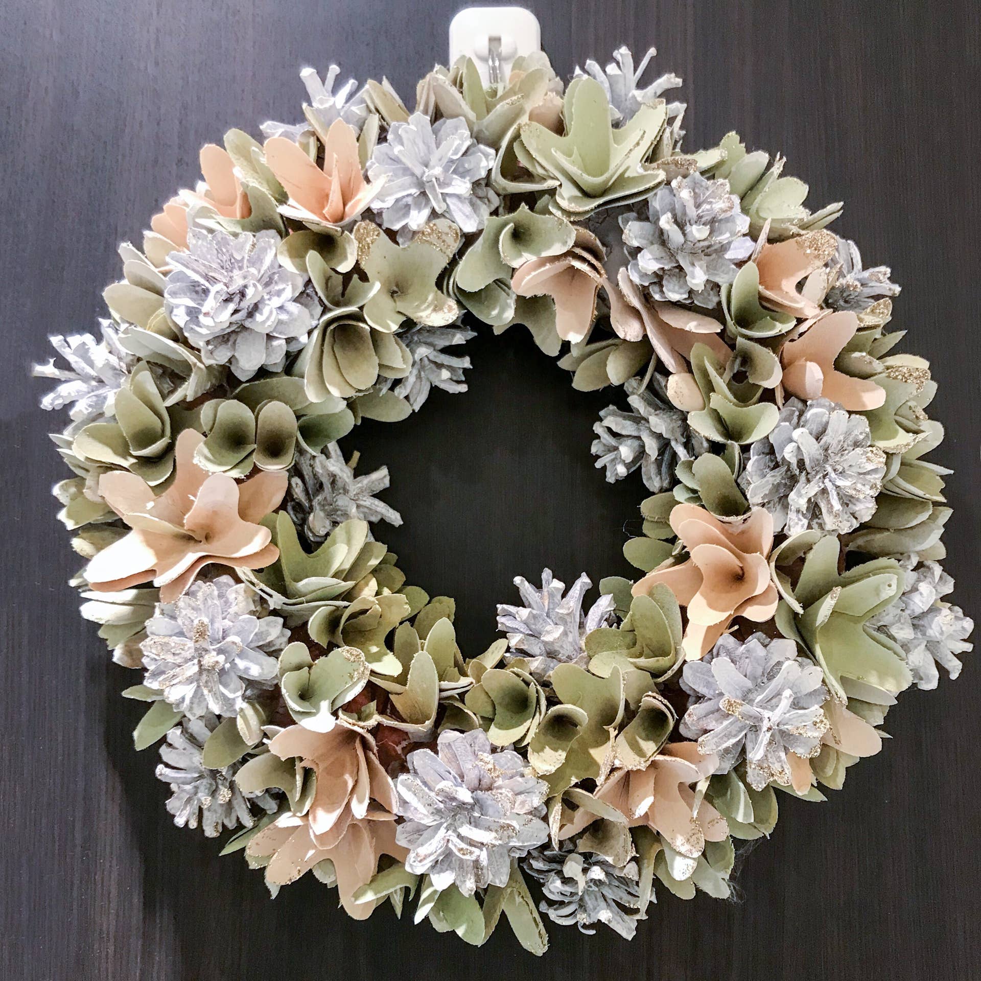 50 Creative Christmas Wreath Ideas for Your Holiday Home Décor - Parade ...