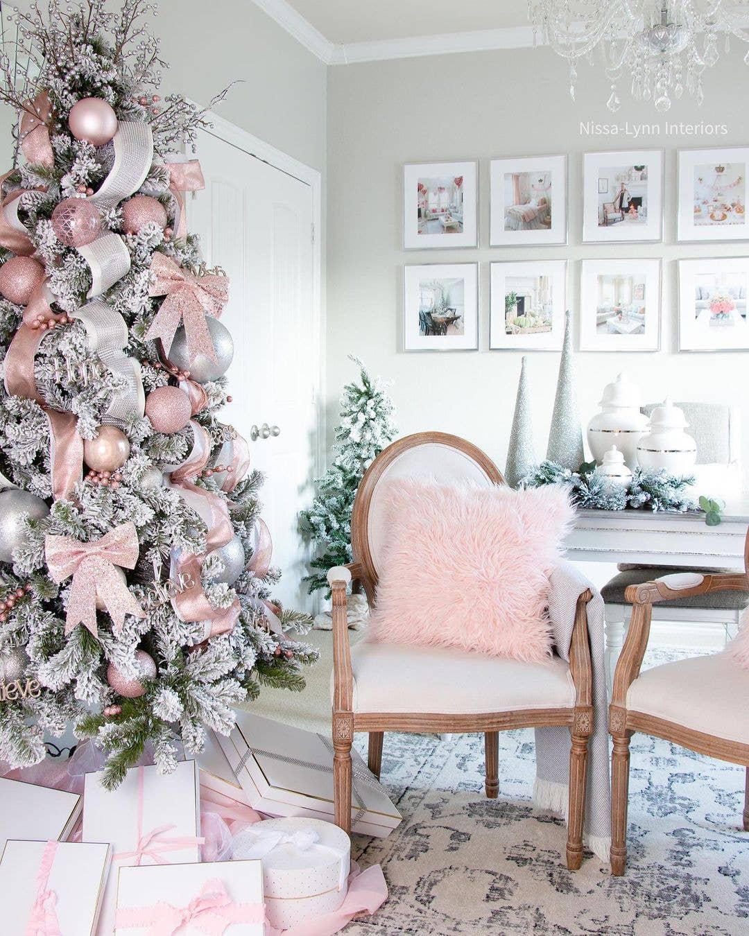 40 Christmas Tree Themes to Try Out in 2024 - Parade Home & Garden