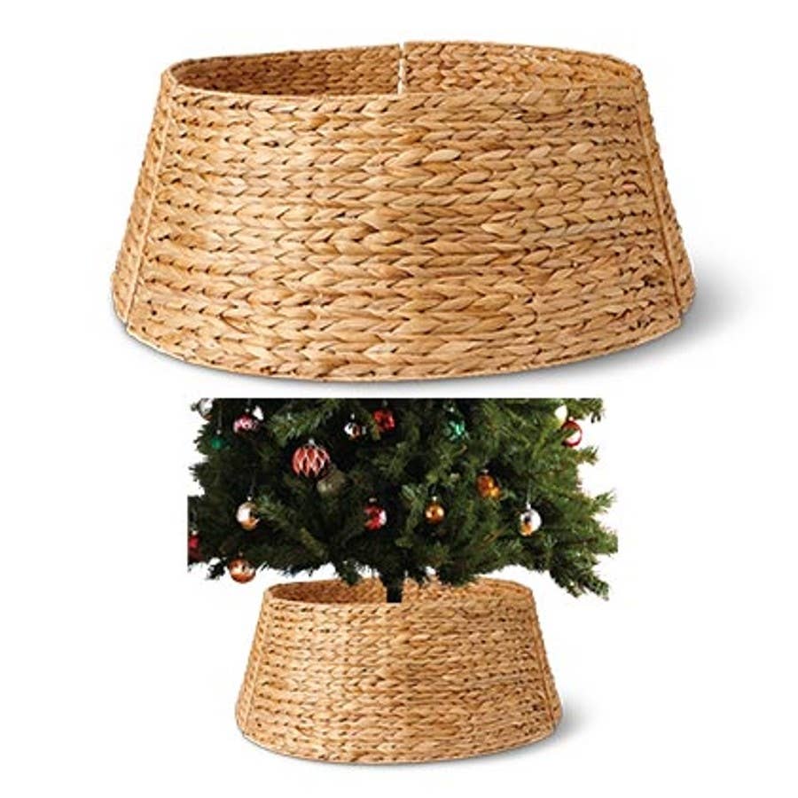 ALDI Is Selling a $15 Christmas Tree Collar That's Near Identical to ...