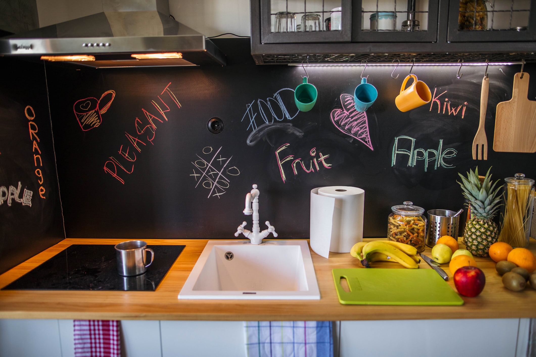 18 Kitchen Backsplash Ideas That are Beautiful and Budget-Friendly ...