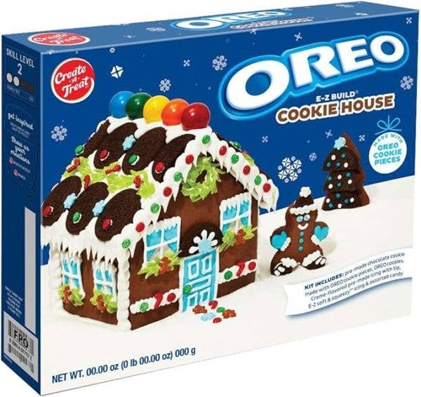 24 Best Gingerbread House Ideas for Decorating Inspiration - Parade ...