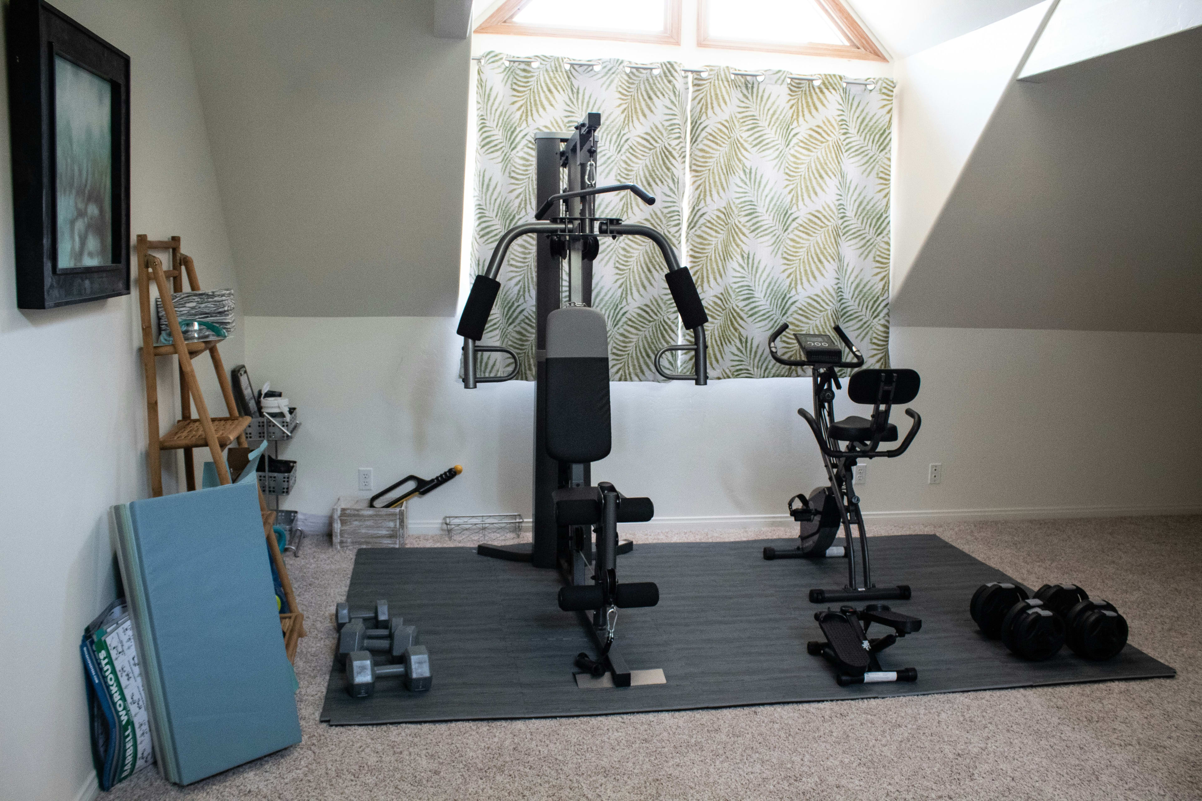 22 Small Home Gym Ideas that Fit Fitness into Any Space - Parade Home ...