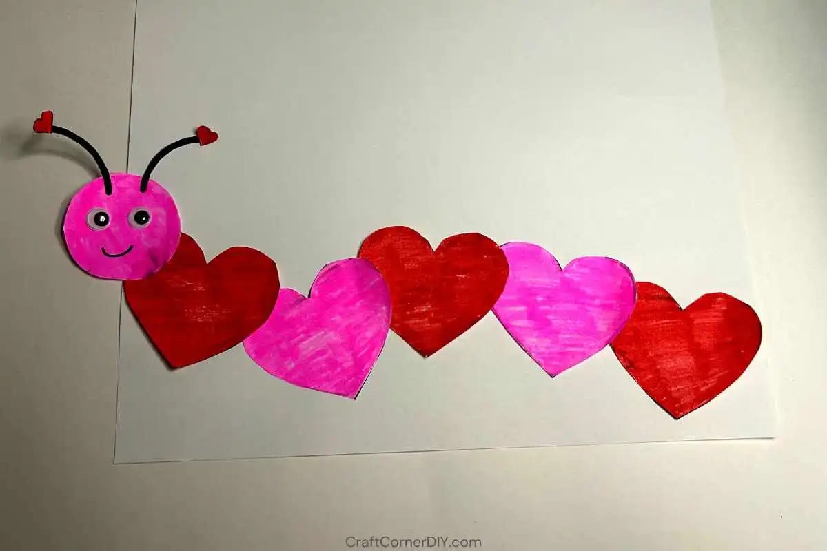 38 Easy and Fun Valentine's Day Crafts To Keep Your Kids Occupied ...