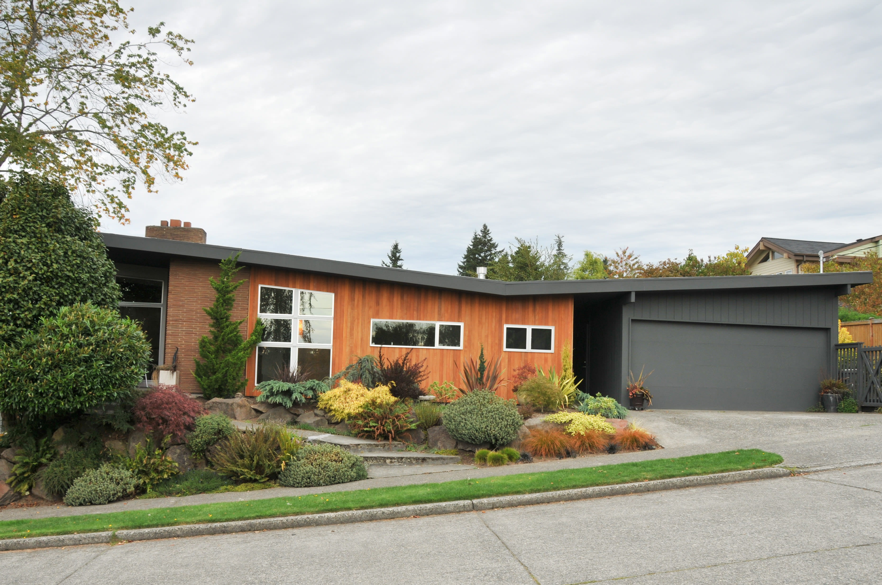 15 Popular House Styles & Their Defining Characteristics - Parade Home ...