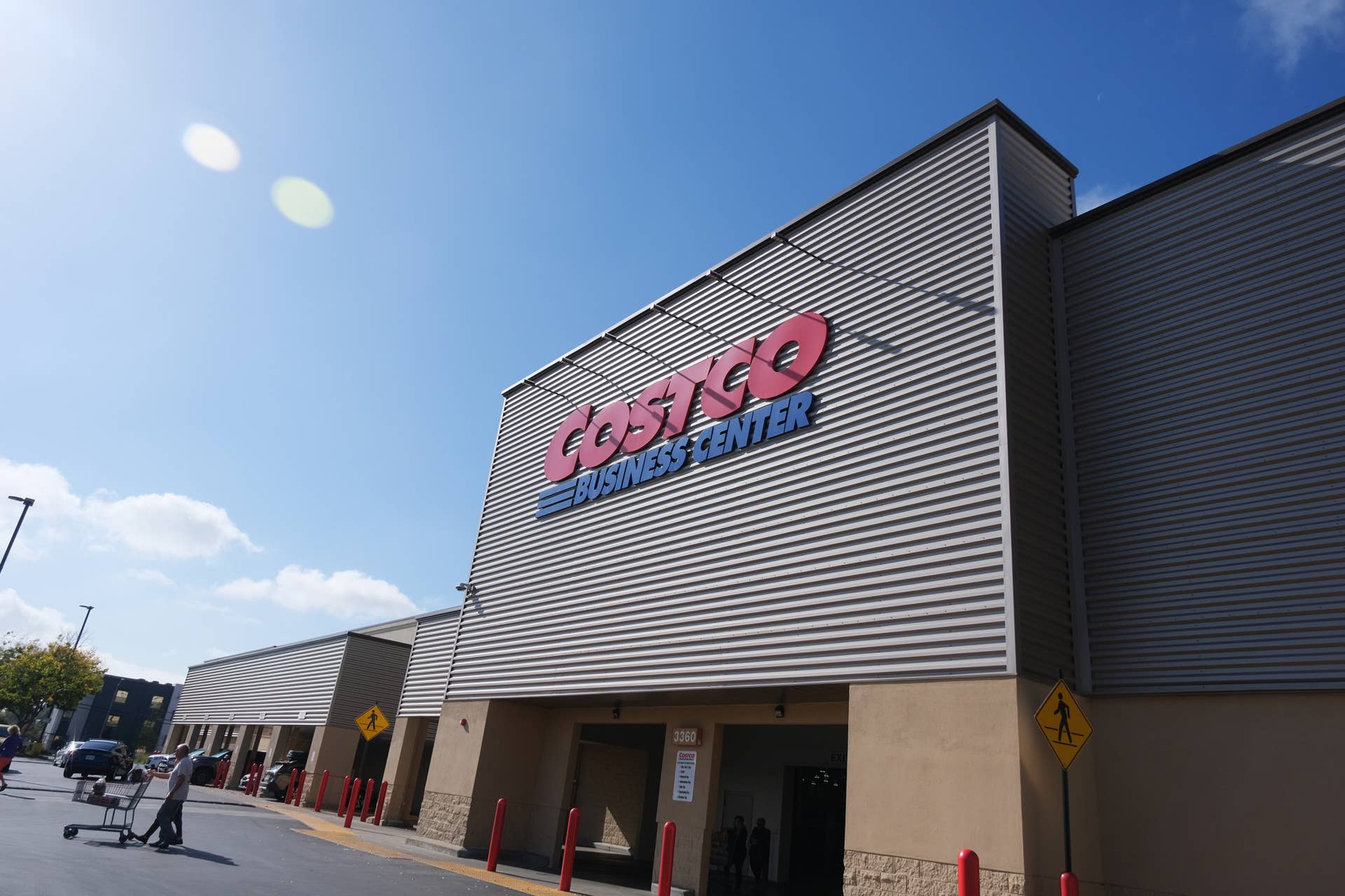 Costco Just Came Out With A Huge Inflatable Pool Lounger - Parade Home ...