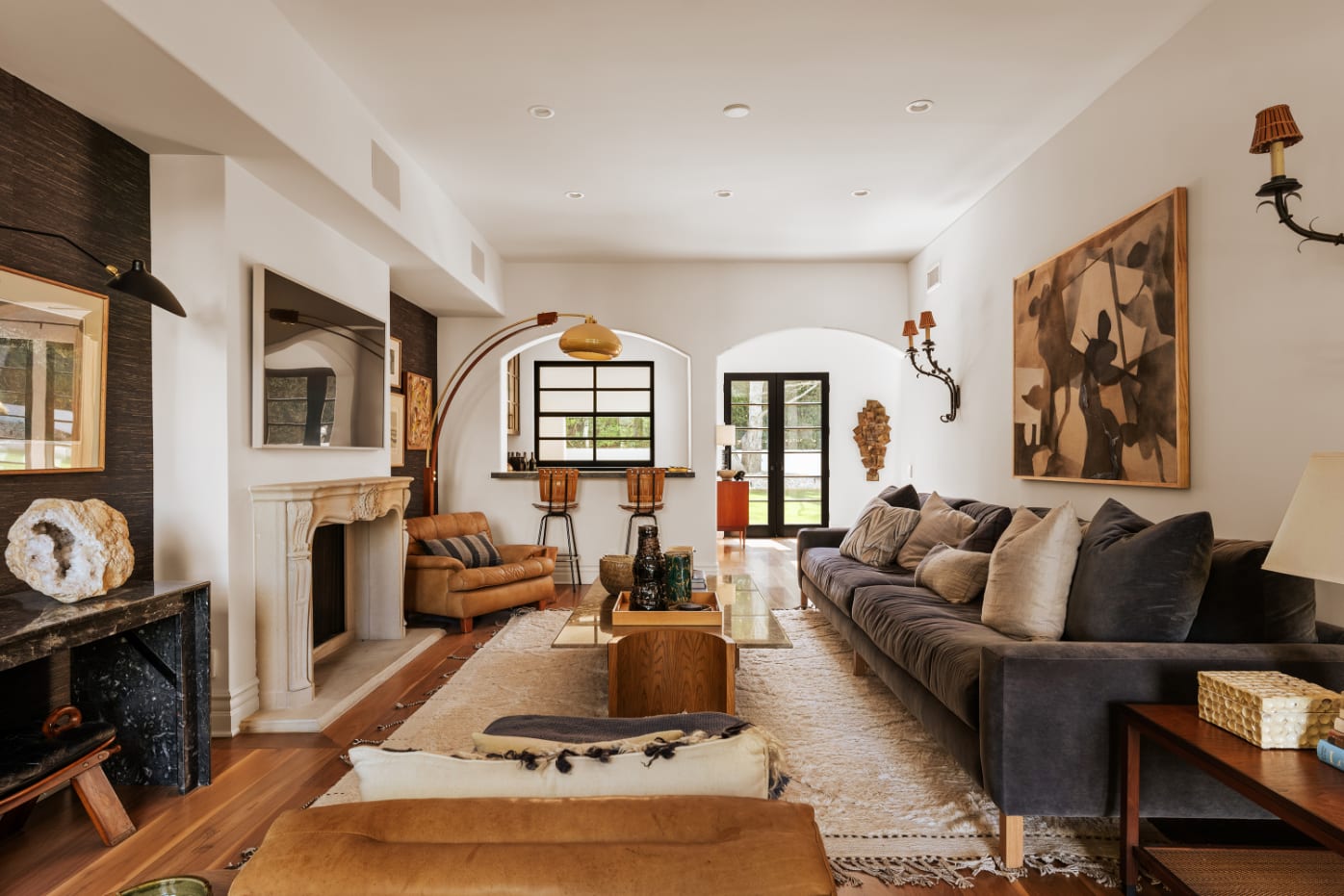 Avril Lavigne's Former L.A. Home for Sale May 2025 - Parade Home & Garden