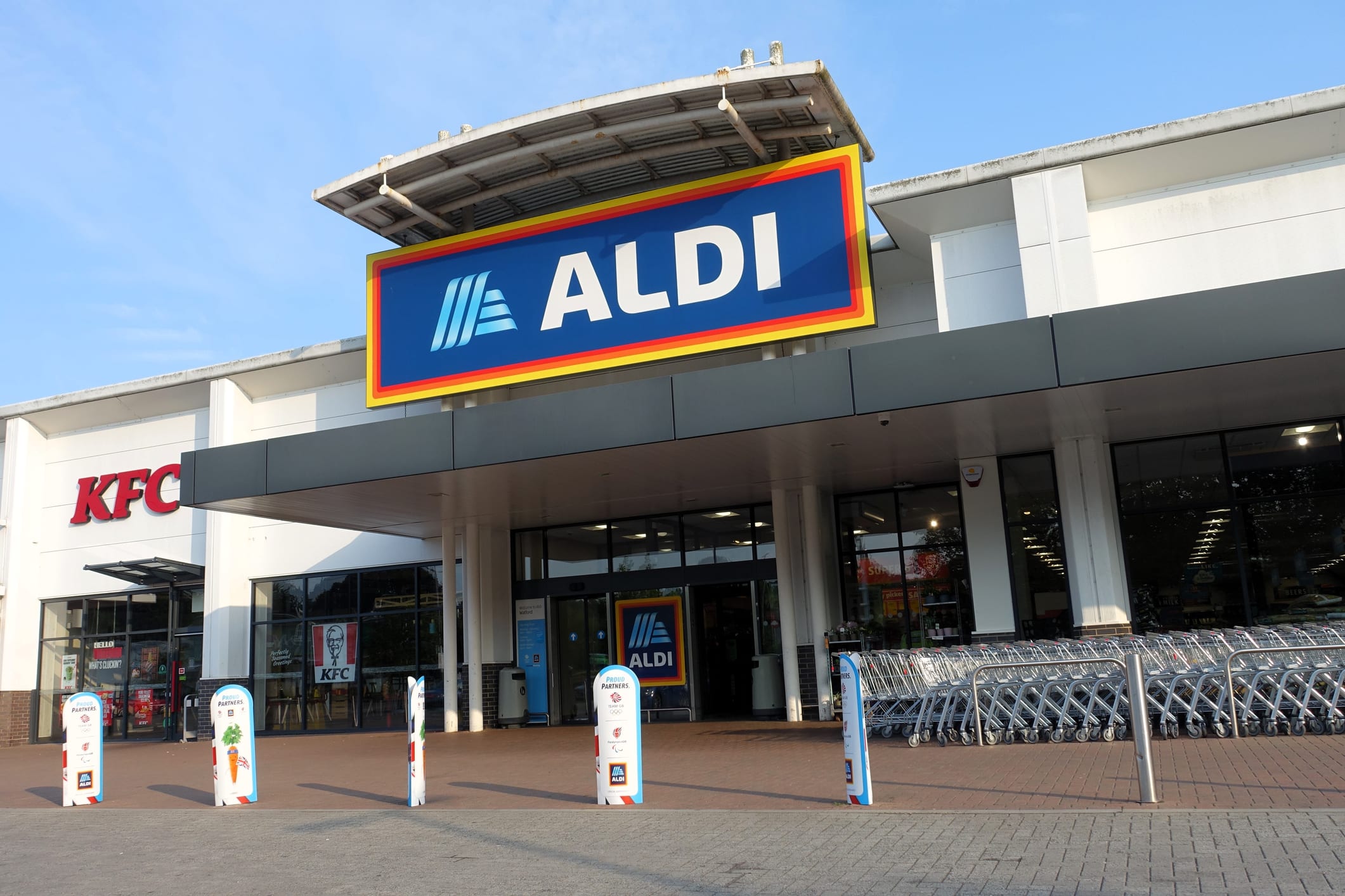 Aldi’s Brand New Halloween Decor Is Flying off Shelves So Fast - Parade ...