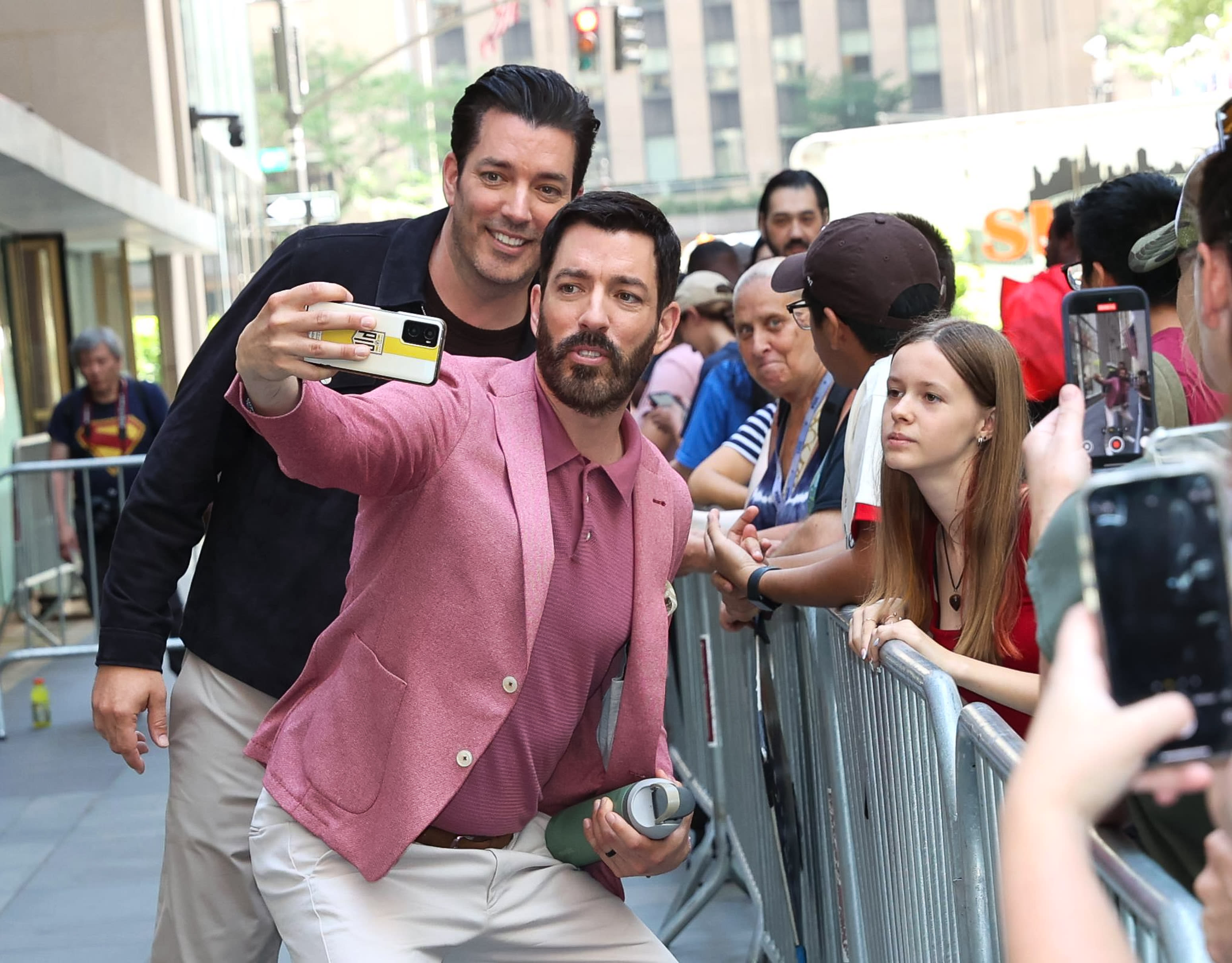 HGTV's Drew Scott Shares Insane Twin Birth Story - Parade Home & Garden