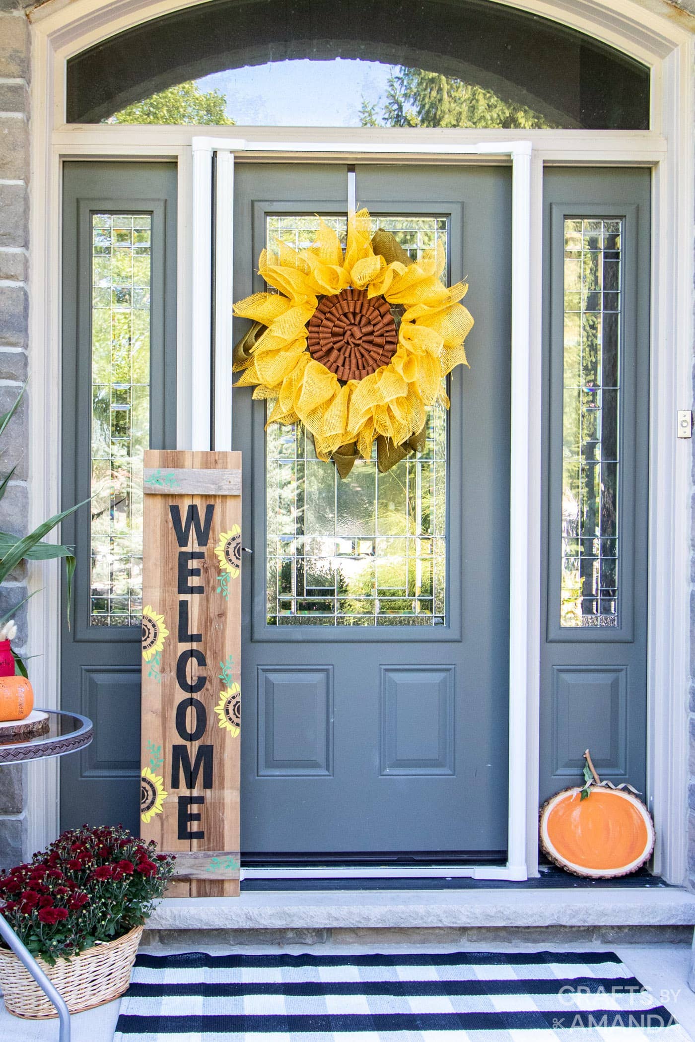 30 Outdoor Fall Decor Ideas - Parade Home & Garden