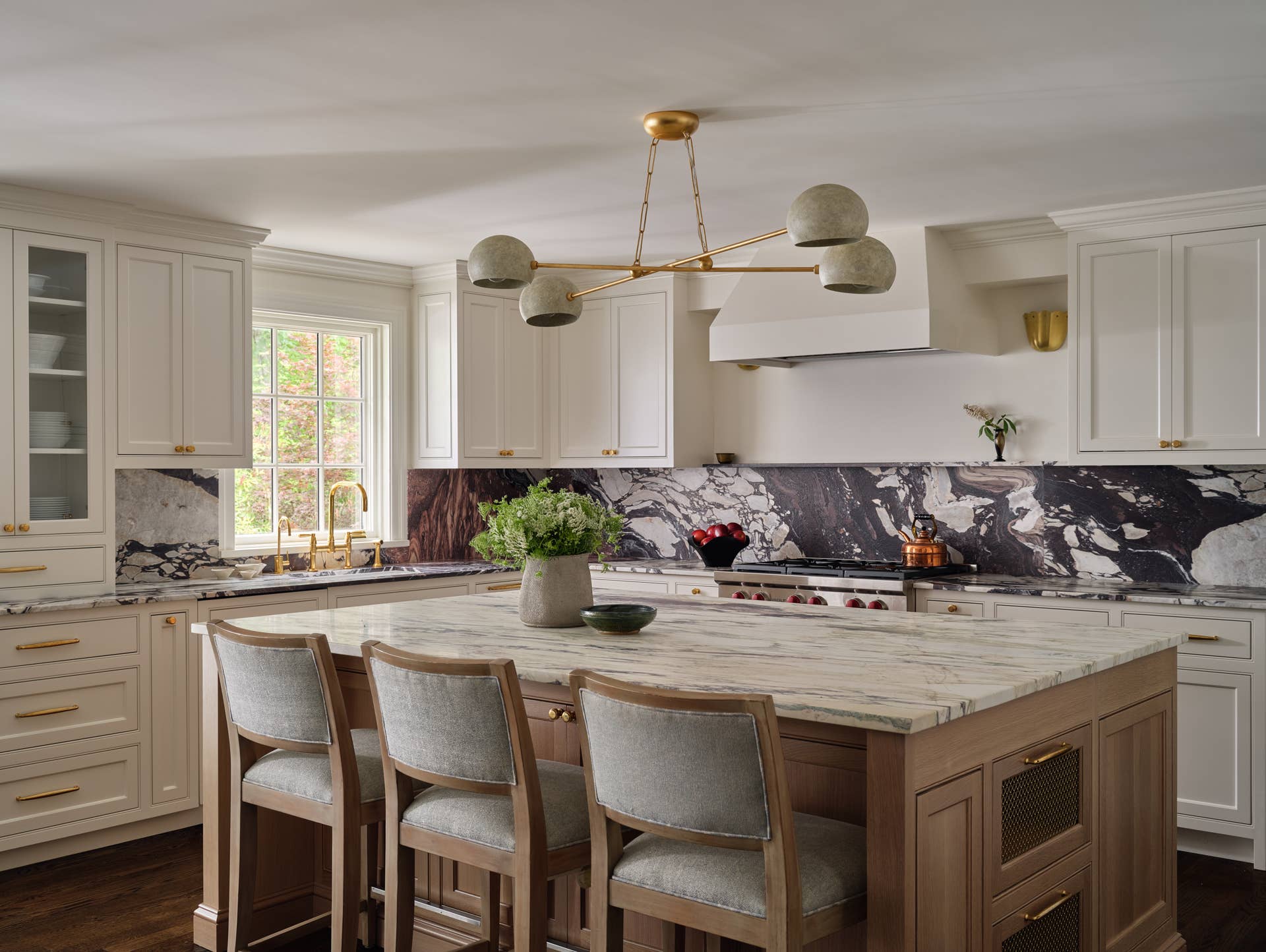 8 Timeless Kitchen Ideas That Won’t Date in 5 Years - Parade Home & Garden