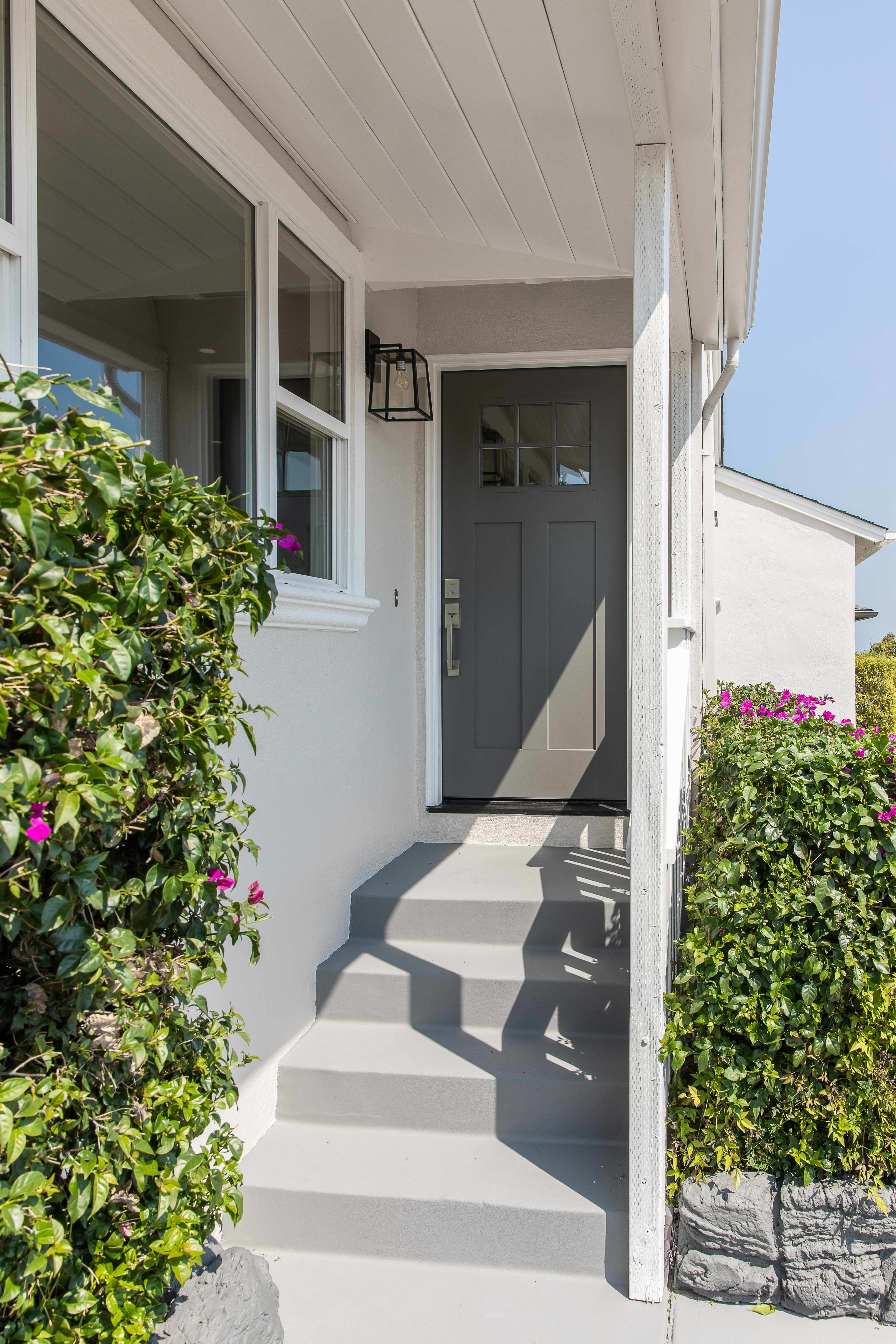 12 Exterior Paint Colors to Up Your Home’s Curb Appeal - Parade Home ...