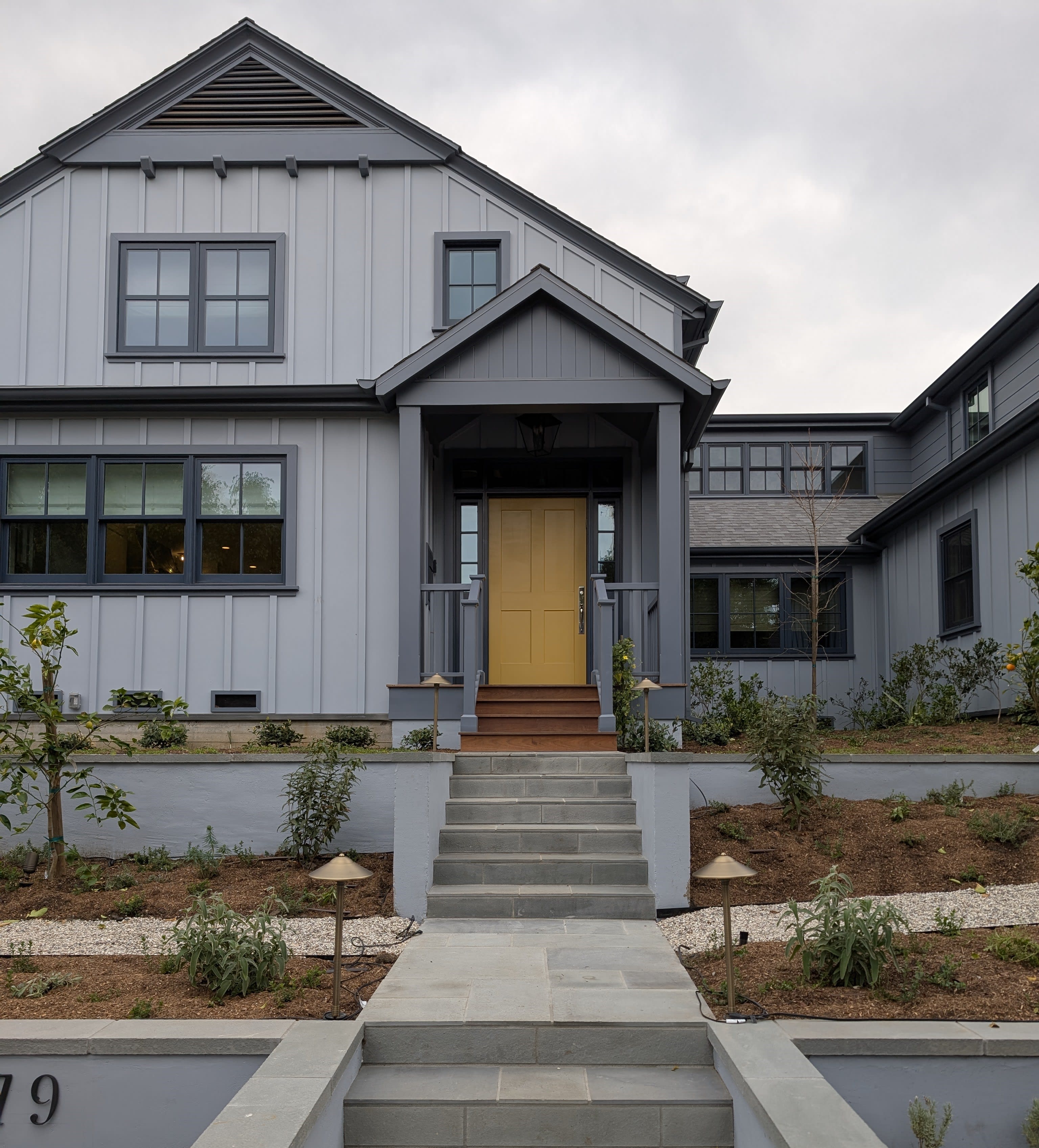 12 Exterior Paint Colors to Up Your Home’s Curb Appeal - Parade Home ...