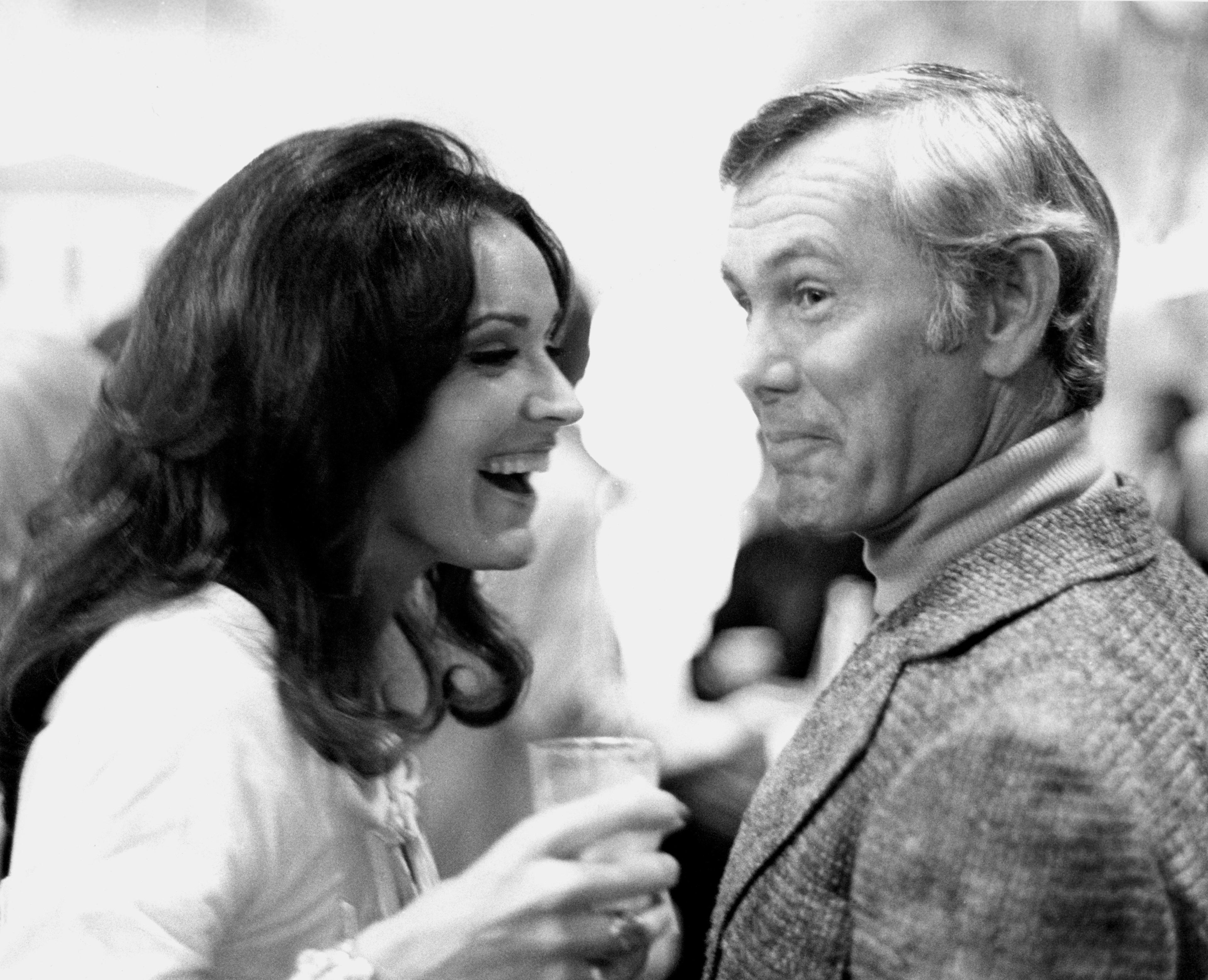 Johnny and Joanna Carson's Former LA Mansion on Sale for $40 Million ...